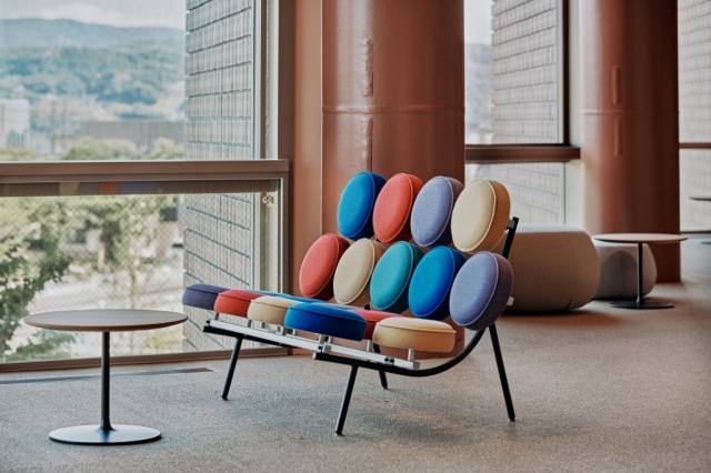 石川県立図書館（百万石ビブリオバウム）｜スポット｜【公式】石川県の観光/旅行サイト「ほっと石川旅ねっと」